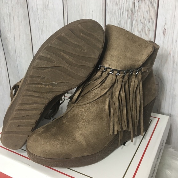 Pierre Dumas | Shoes | Pierre Dumas Womens Candy Booties Size 1 Suede ...
